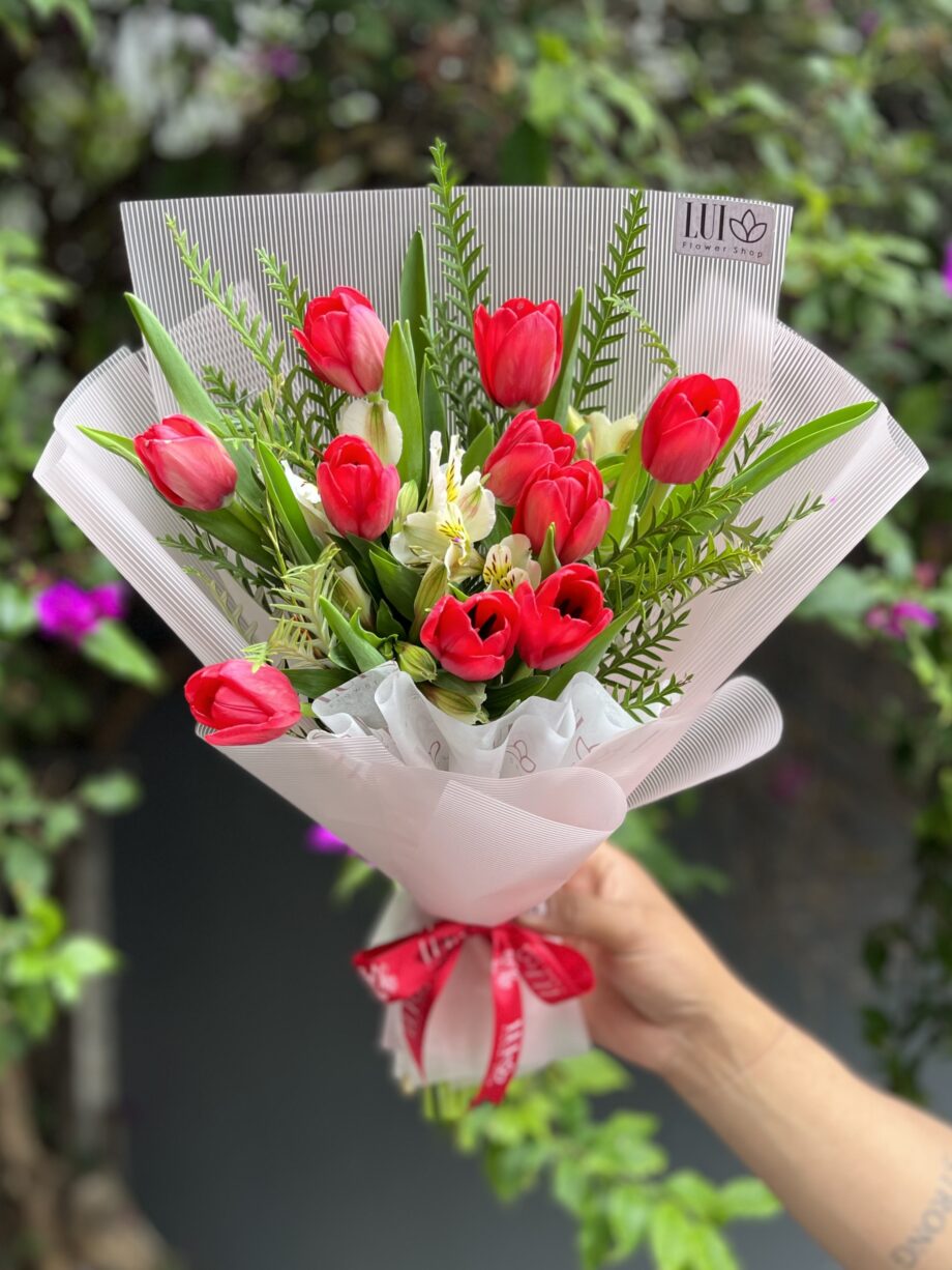 Ramo elegante 10 tulipanes